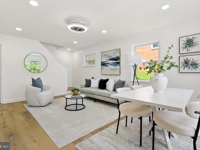 804 1St Street