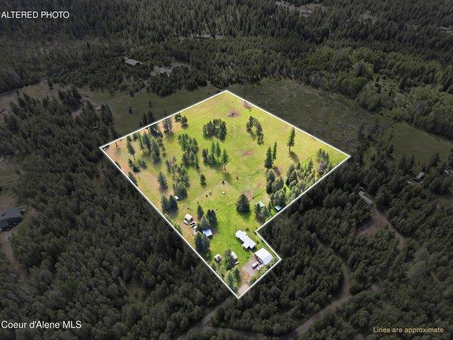 804 Clagstone Rd, Blanchard, ID 83804