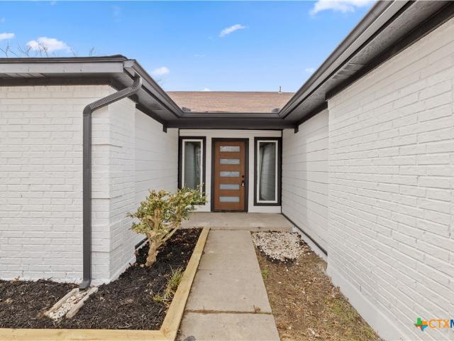 804 Antelope Trail