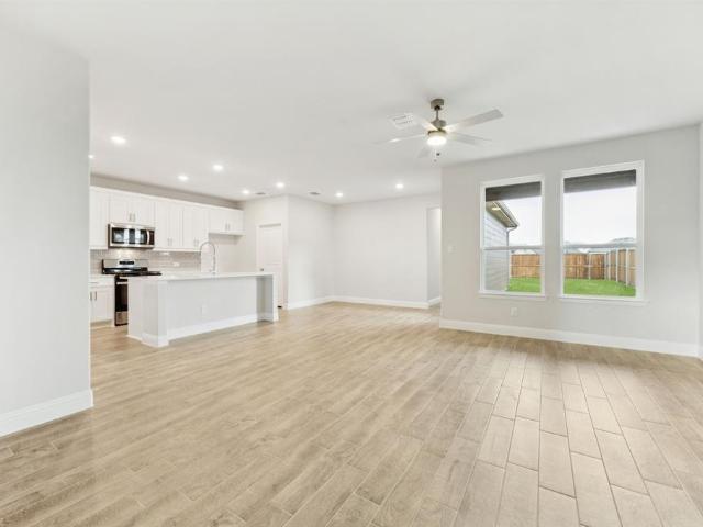 804 Aroco Bend
