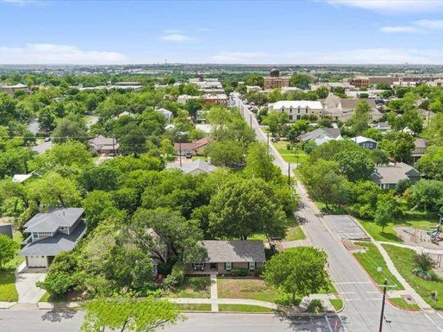 804 Ash St, Georgetown, TX 78626