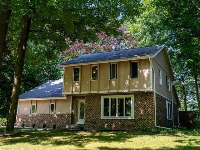 804 Ashland Dr, Mount Pleasant, MI 48858