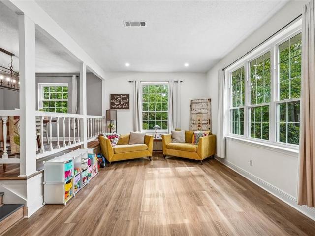 804 Bobolink Court