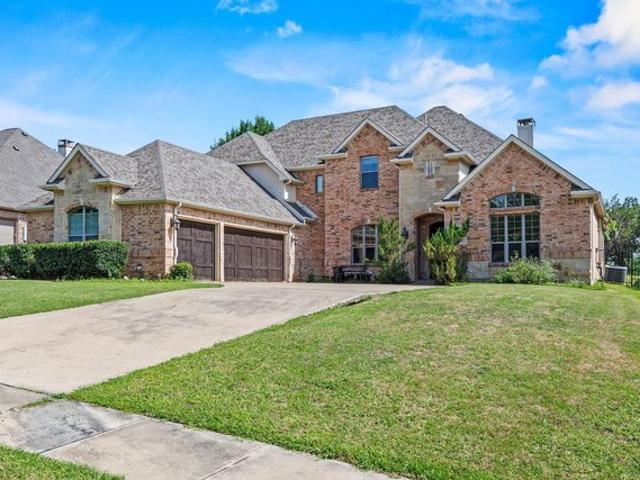 804 Bentwater Pkwy, Grand Prairie, TX 75104