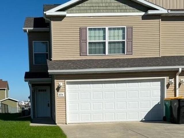 804 Bremner Ave, Bismarck, ND 58503