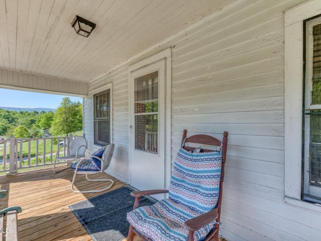 804 Bristol Caverns Highway