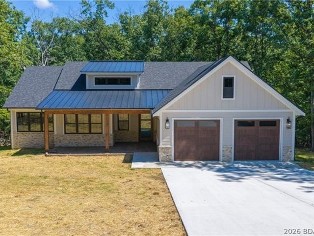 804 Grand Point Blvd, Porto Cima, MO 65079