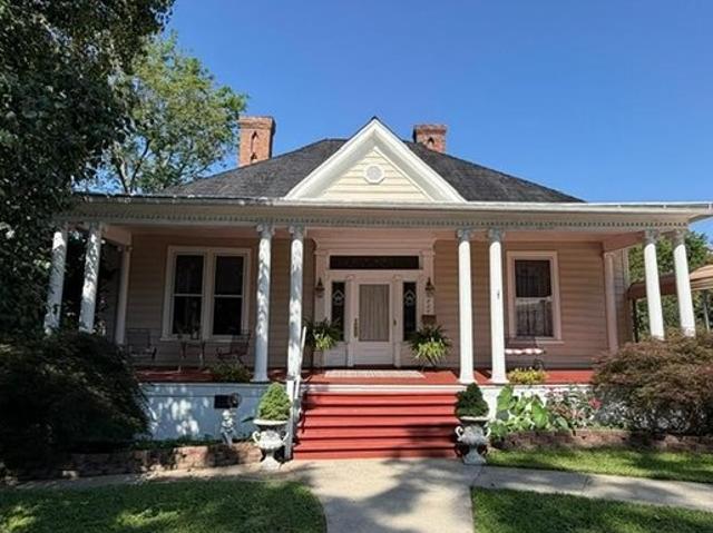 804 Grove Ave, South Boston, VA 24592