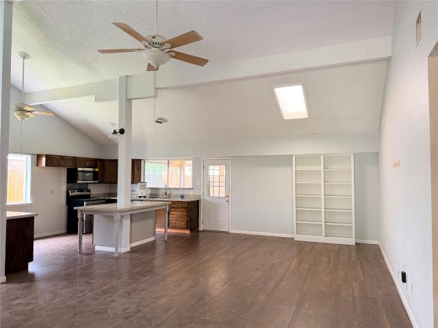 804 Driftwood Street