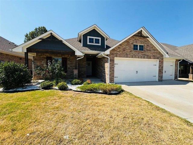 804 E Barajas Ter, Mustang, OK 73064