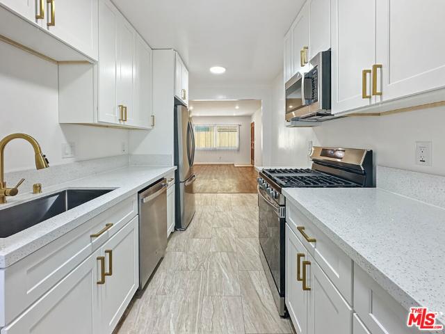 804 E Kelso Street 2