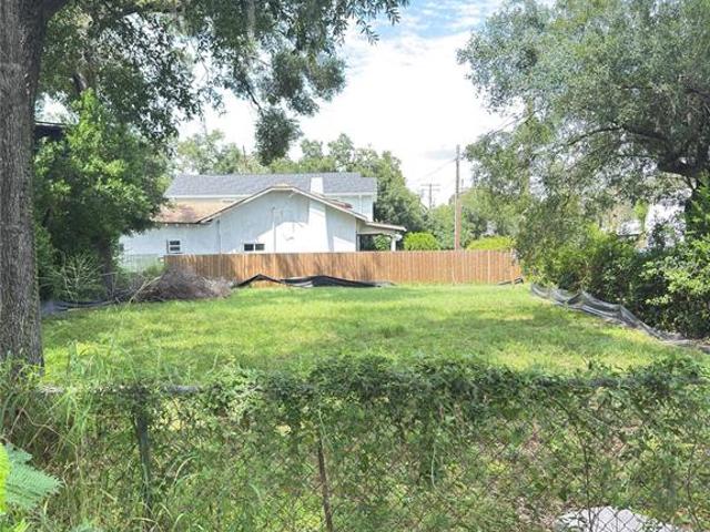804 E Knollwood St, Tampa, FL 33604 | MLS #TB8423 | Compass