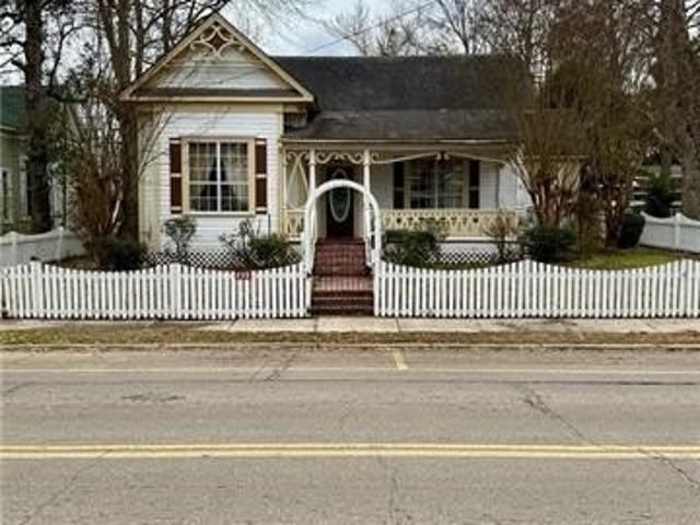804 E Main St, Winnfield, LA 71483