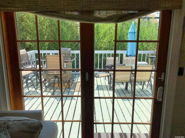 804 Evergreen Walk, Ocean Beach, NY 11770 | MLS #L3367 | Compass