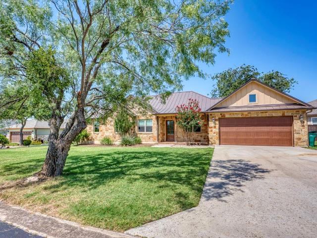 804 Four Oaks Ln