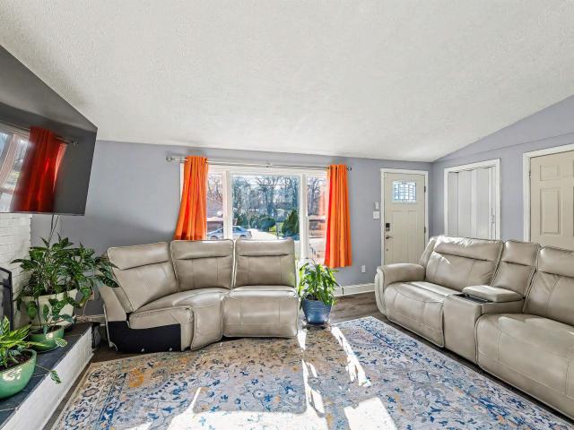 804 Fernwood Ave