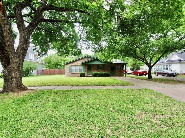 804 Kentucky St, Graham, TX 76450