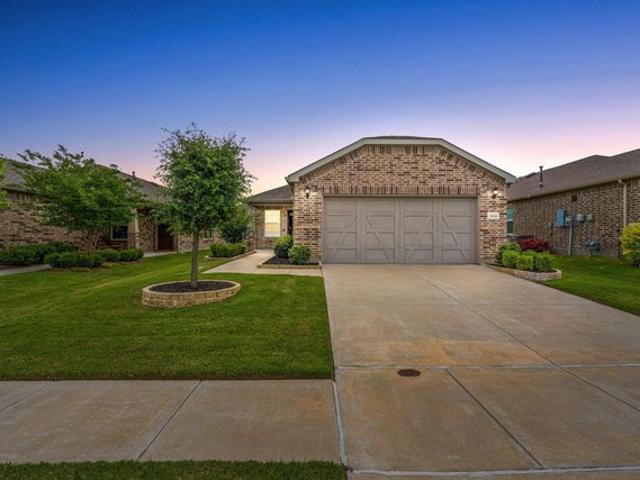 804 Hidden Eddy Dr, McKinney, TX 75071