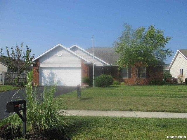 804 Hunters Creek Dr, Findlay, OH 45840