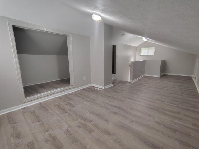 804 Irving Ave, 3 beds, 1 full bath