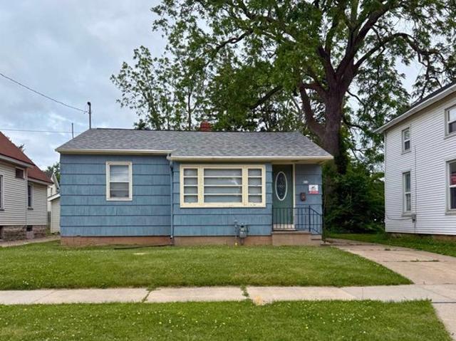 804 John Ave, Oshkosh, WI 54901