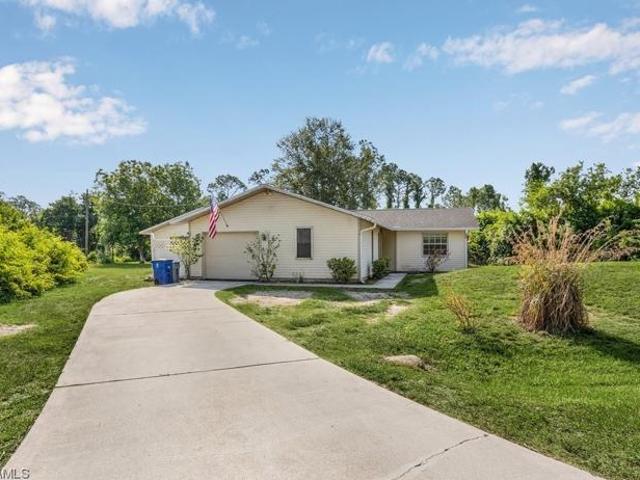 804 Jefferson Ave, Lehigh Acres, FL 33936
