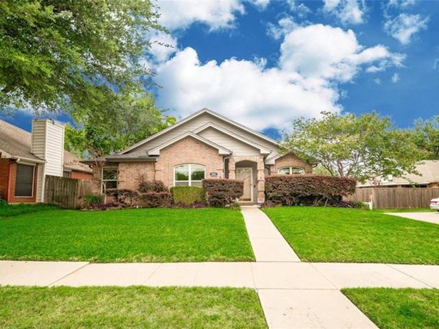 804 Lake Bluff Dr, Flower Mound, TX 75028