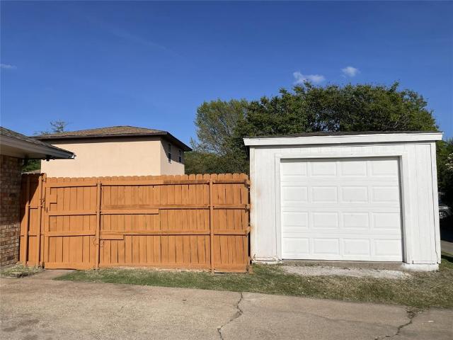 804 Lake Highlands Drive