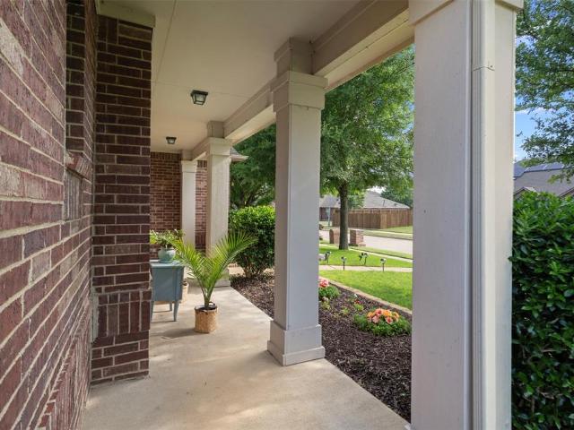 804 Montrose Trail