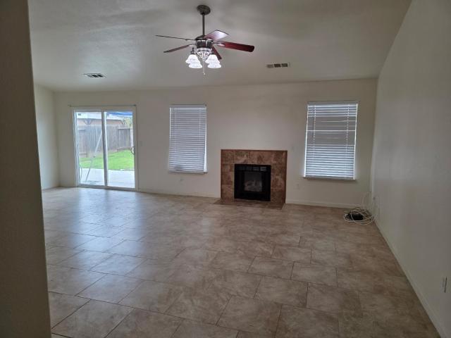 804 Morris Ln, Madera, CA 93637 | MLS #640890 | Compass