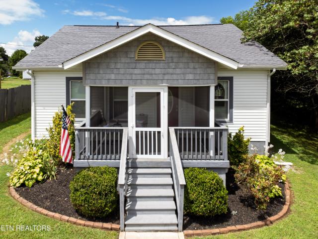 804 McCaslin Ave