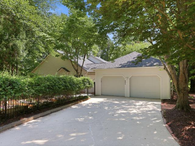 804 Millcroft