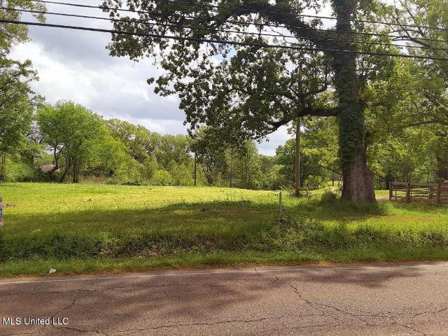 804 N Flag Chapel Road