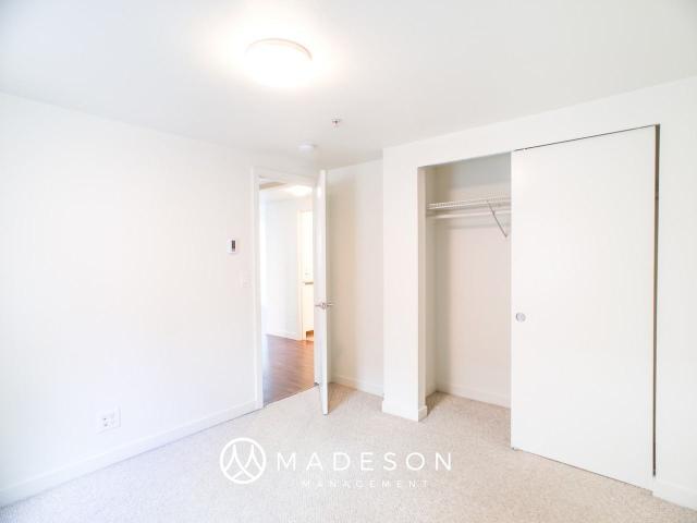 804 NW Market Street 2 Bedroom Apartment for Rent at 804 Nw Market St, Seattle, WA 98107 West Woodland