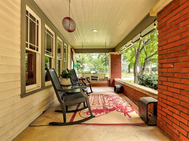 804 S Lahoma