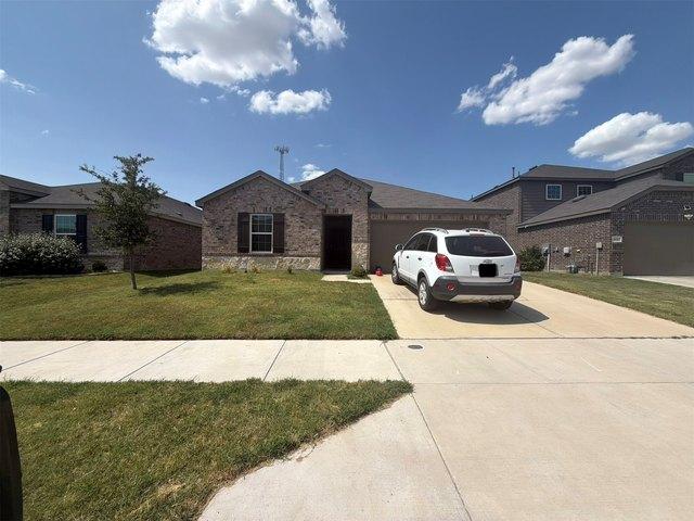 804 Shire Ave, Haslet, TX 76052