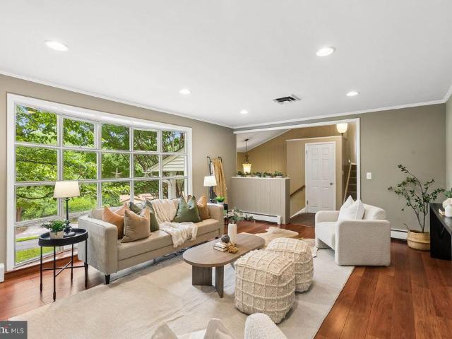 804 Stags Head Road