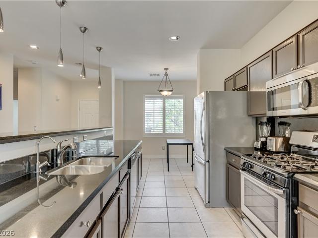804 Peachy Canyon Circle 201