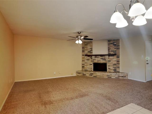 804 Rolling Ridge Drive