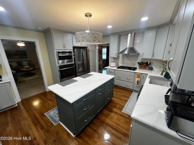 804 Raleigh Road Parkway W