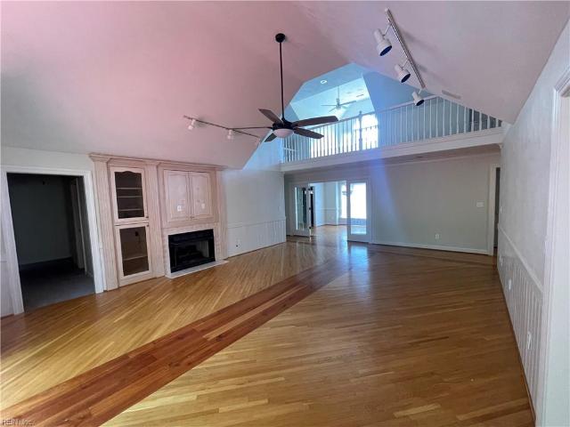 804 River Strand