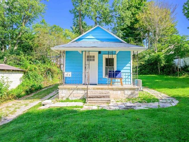 804 W 7th St, Bloomington, IN 47404