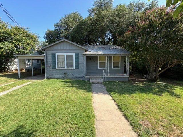 804 W Bridge St, Weatherford, TX 76086