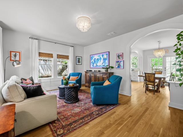 804 W Gibson St, Austin, TX 78704 | MLS #8518 | Compass