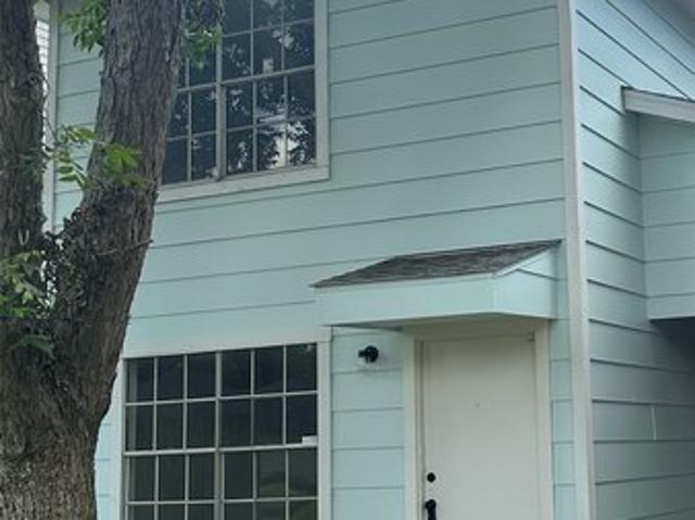 804 Ward St, Rosenberg, TX 77471