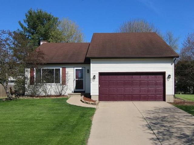 804 Whispering Way, Cottage Grove, WI 53527
