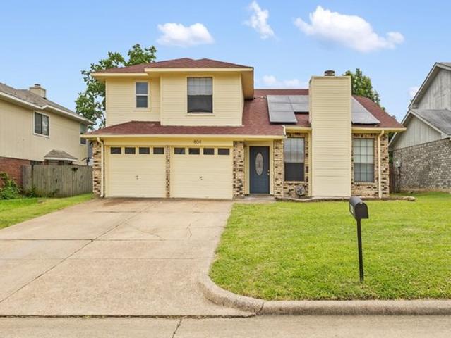 804 Wyndham Pl, Arlington, TX 76017