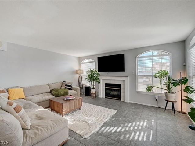 8054 W Rochelle Ave, Las Vegas, NV 89147