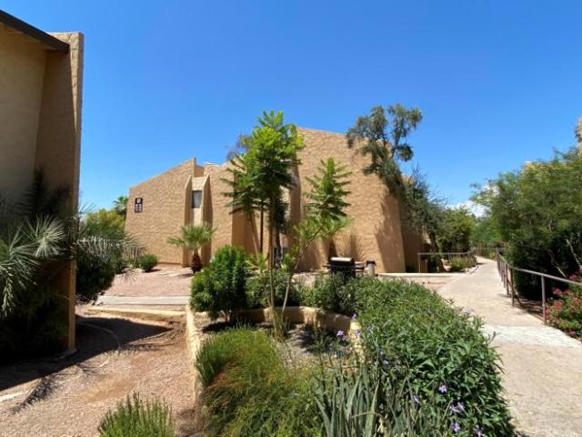 8055 E Thomas Rd M202, Scottsdale, AZ