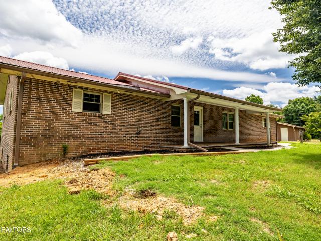 8055 Steekee Creek Rd